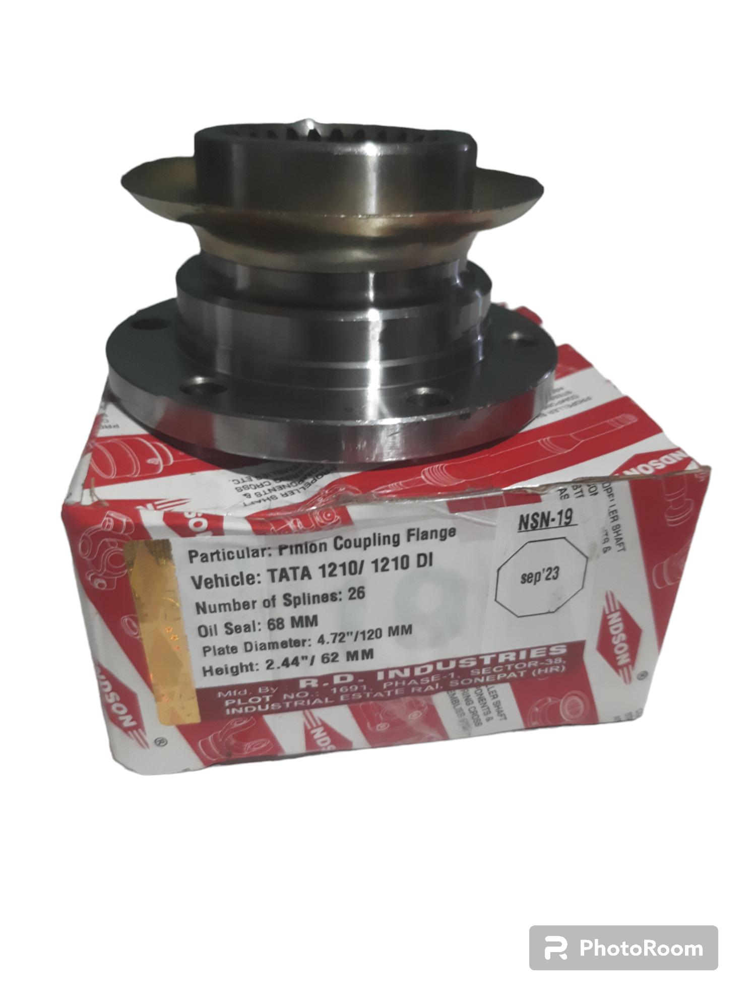 1210/1109 TELL PINION COUPLING FLANGE (6 HOLE 26T) | Hasan Motors